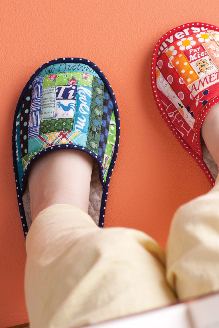 Log Cabin Slippers Pattern Download - Sew Daily
