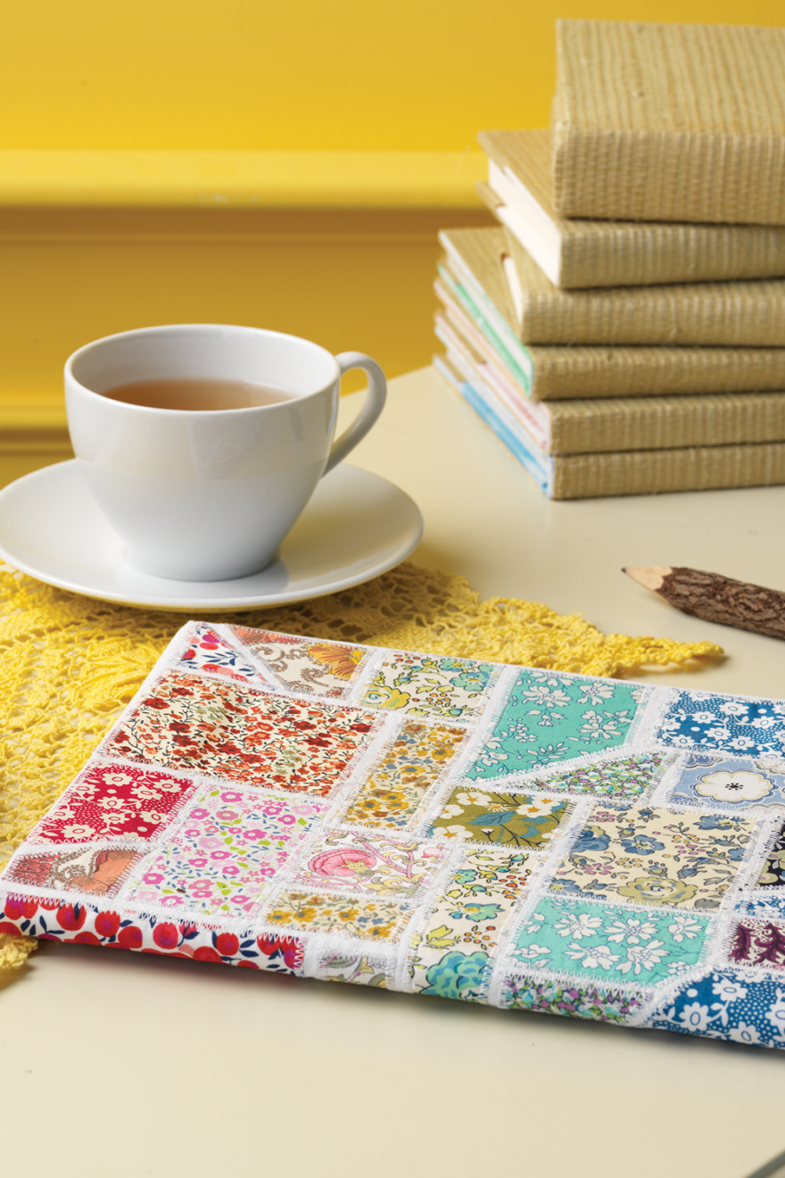 Field of Flowers Journal Cover Pattern Download - Sew Daily