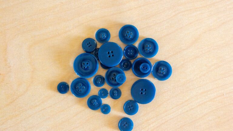 Make Custom Buttons with Resin - Sew Daily