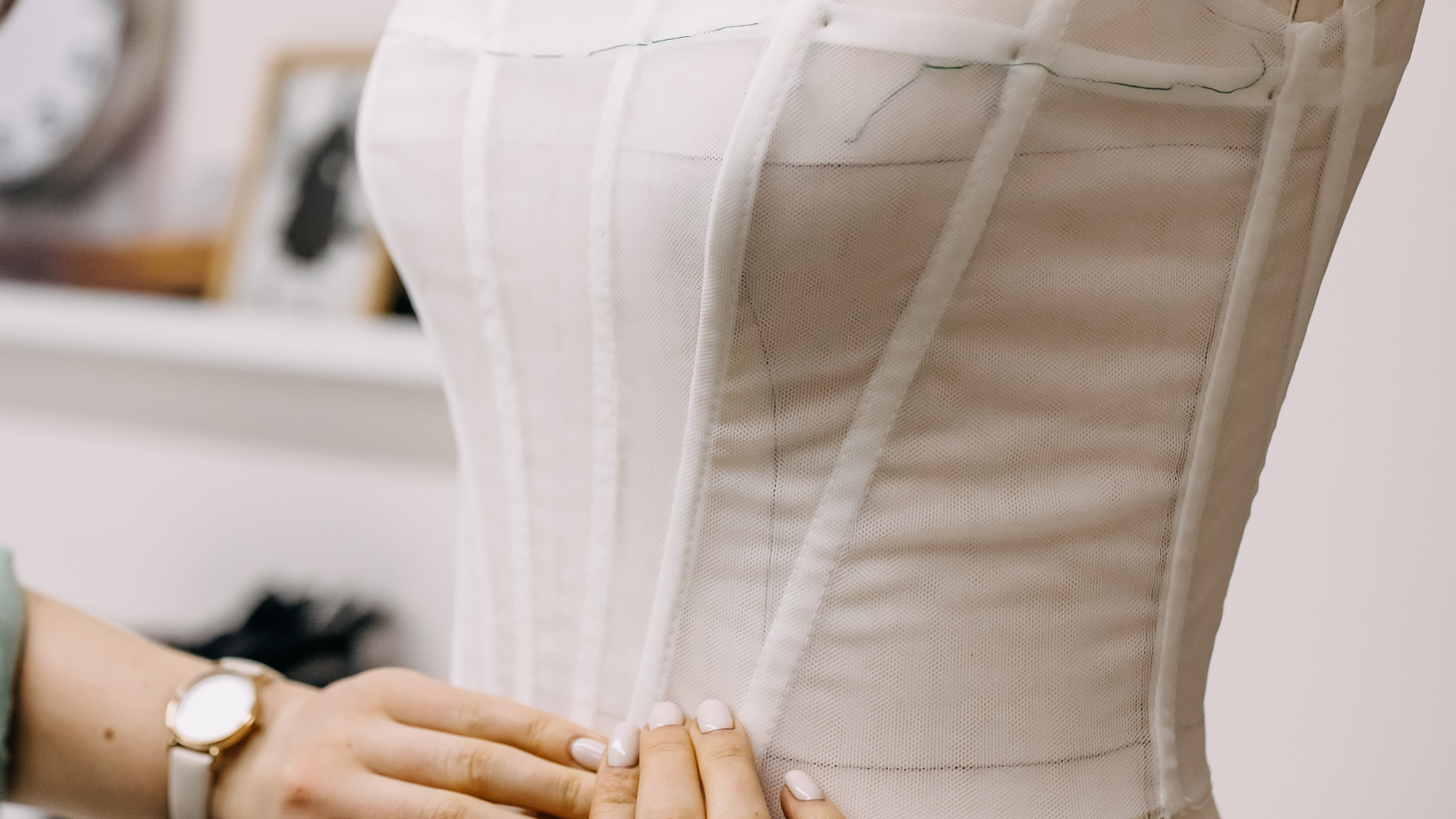 How to Sew with Boning: A Beginner’s Guide - Sew Daily